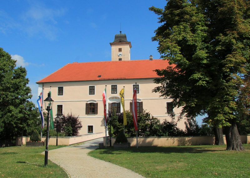 Vollversammlung der Initiative Denkmalschutz (Schloss Vösendorf ...